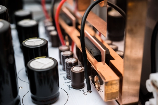 Amplifier A21: Natural, precise, powerful - Audial